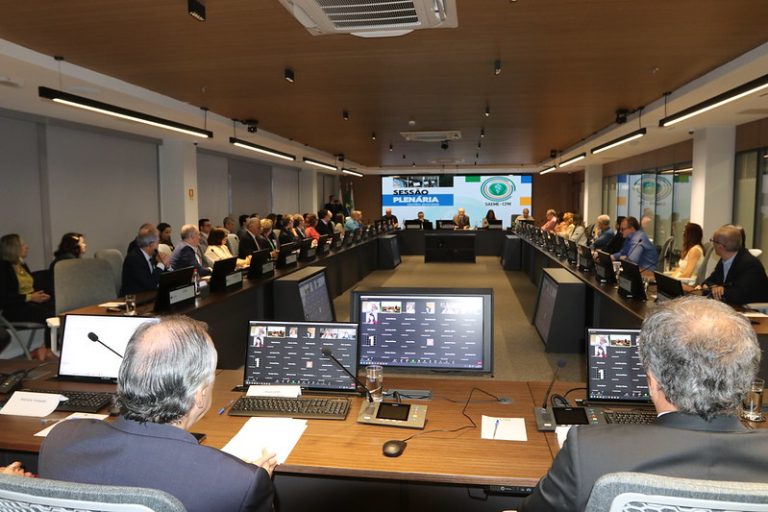 SAEME-CFM acredita 20 novas escolas médicas durante cerimônia na sede do CFM | Portal Médico